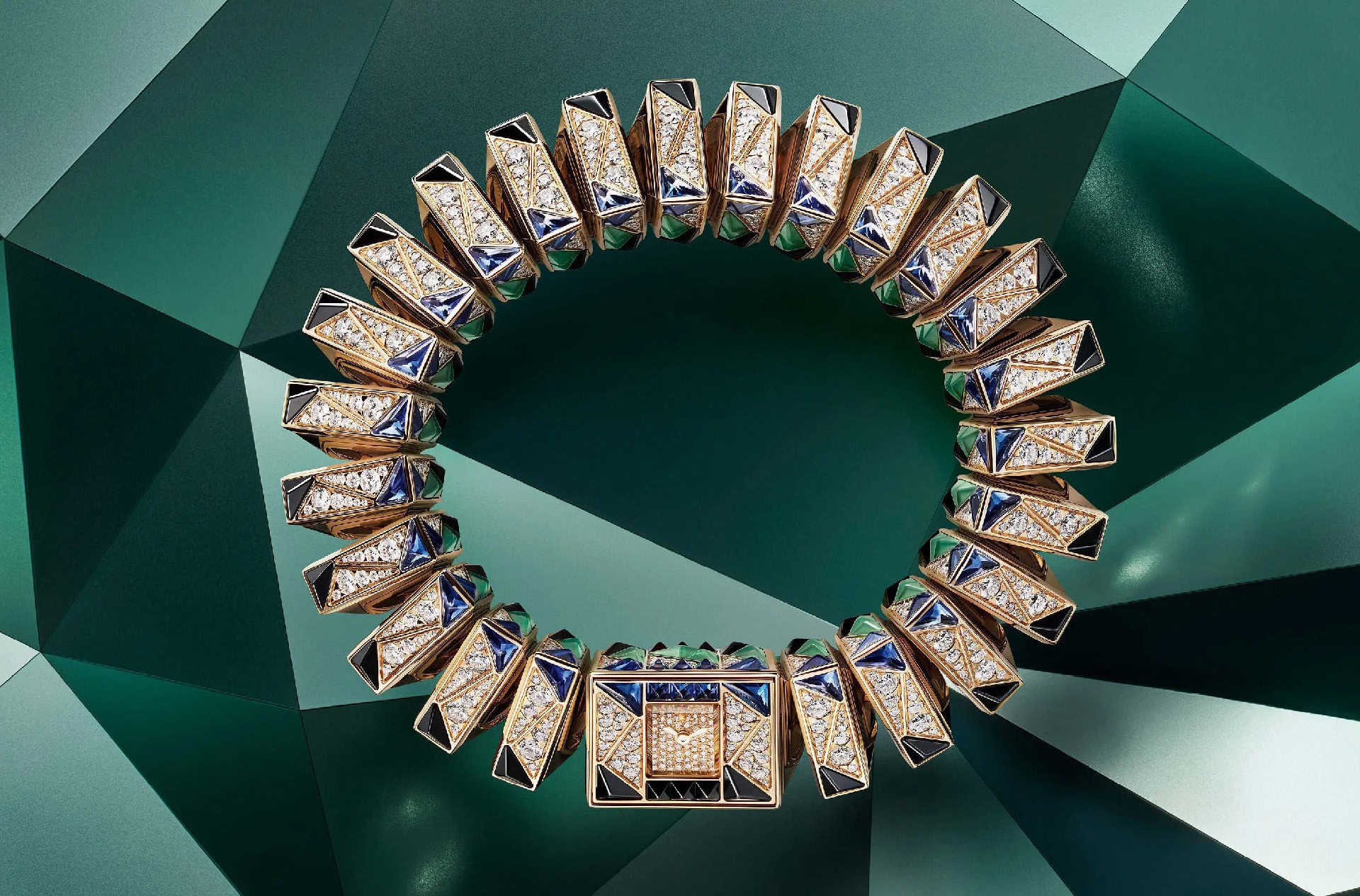 Cartier Libre – самая яркая новинка среди женских моделей на Watches ...